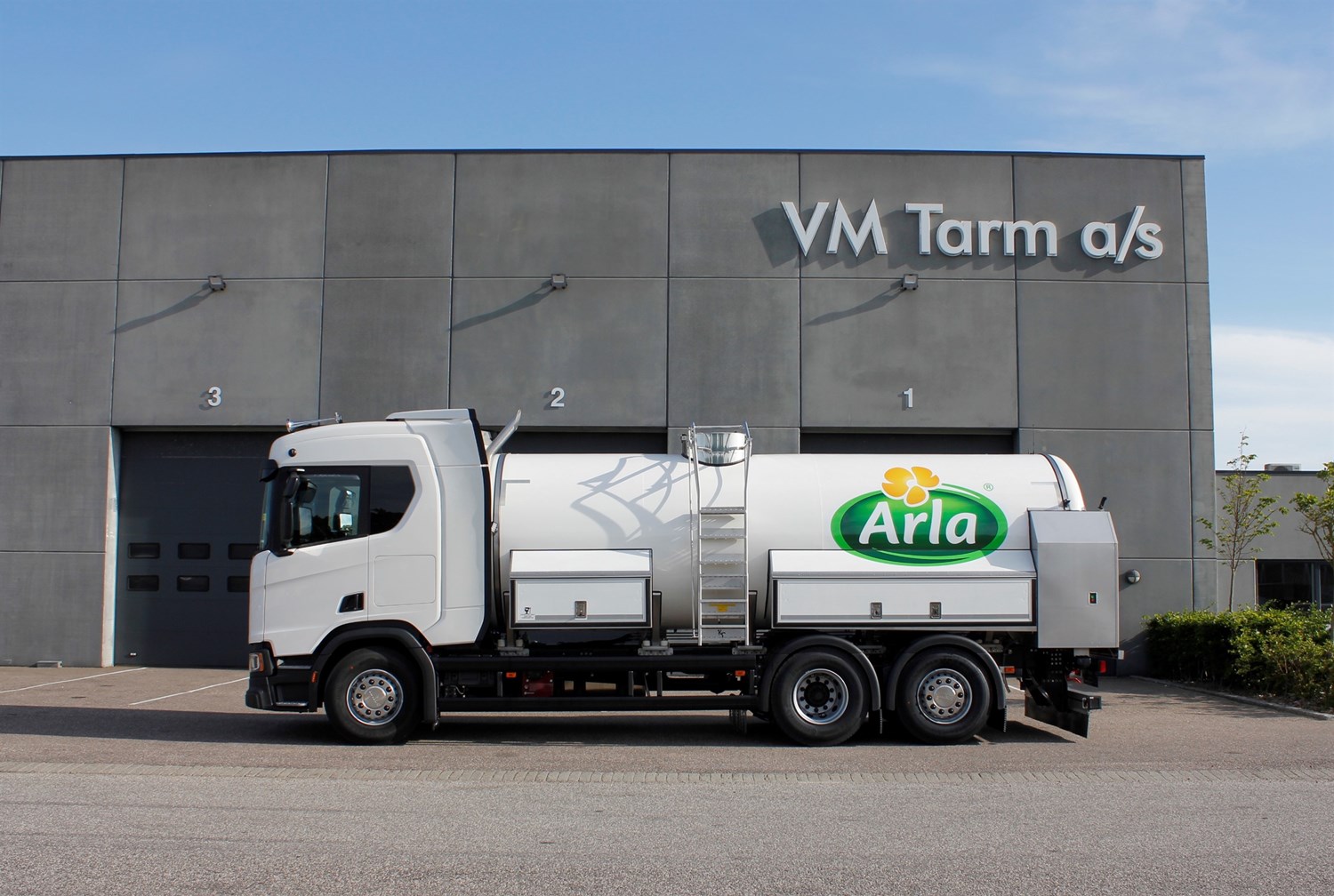 Mælketanke fra VM Tarm a/s | Høj kvalitet og lav egenvægt
